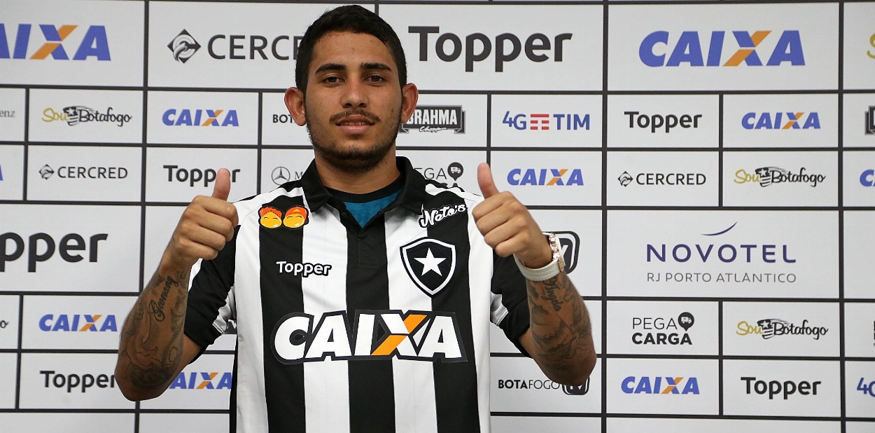 Pra cima deles, Leandro Carvalho! | Botafogo de Futebol e Regatas