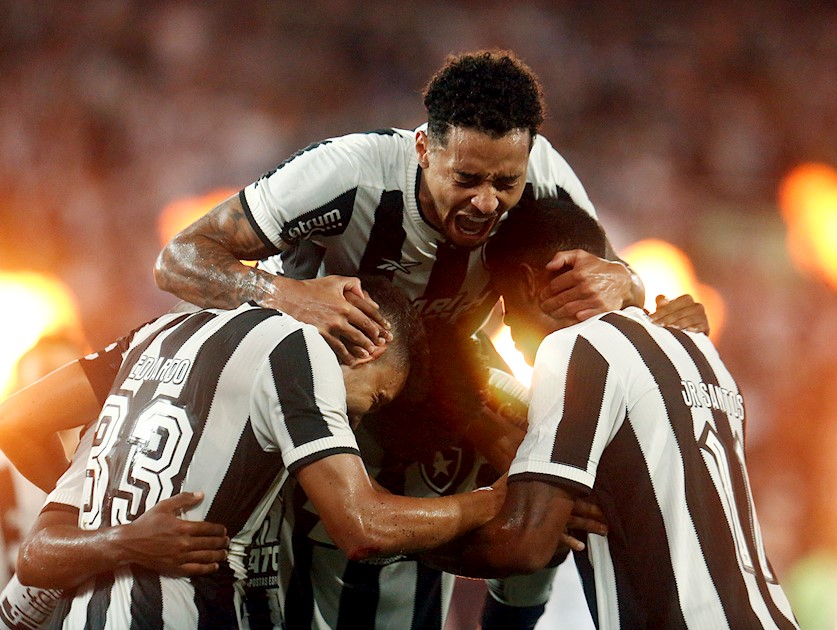 Lateral reforçada | Botafogo de Futebol e Regatas